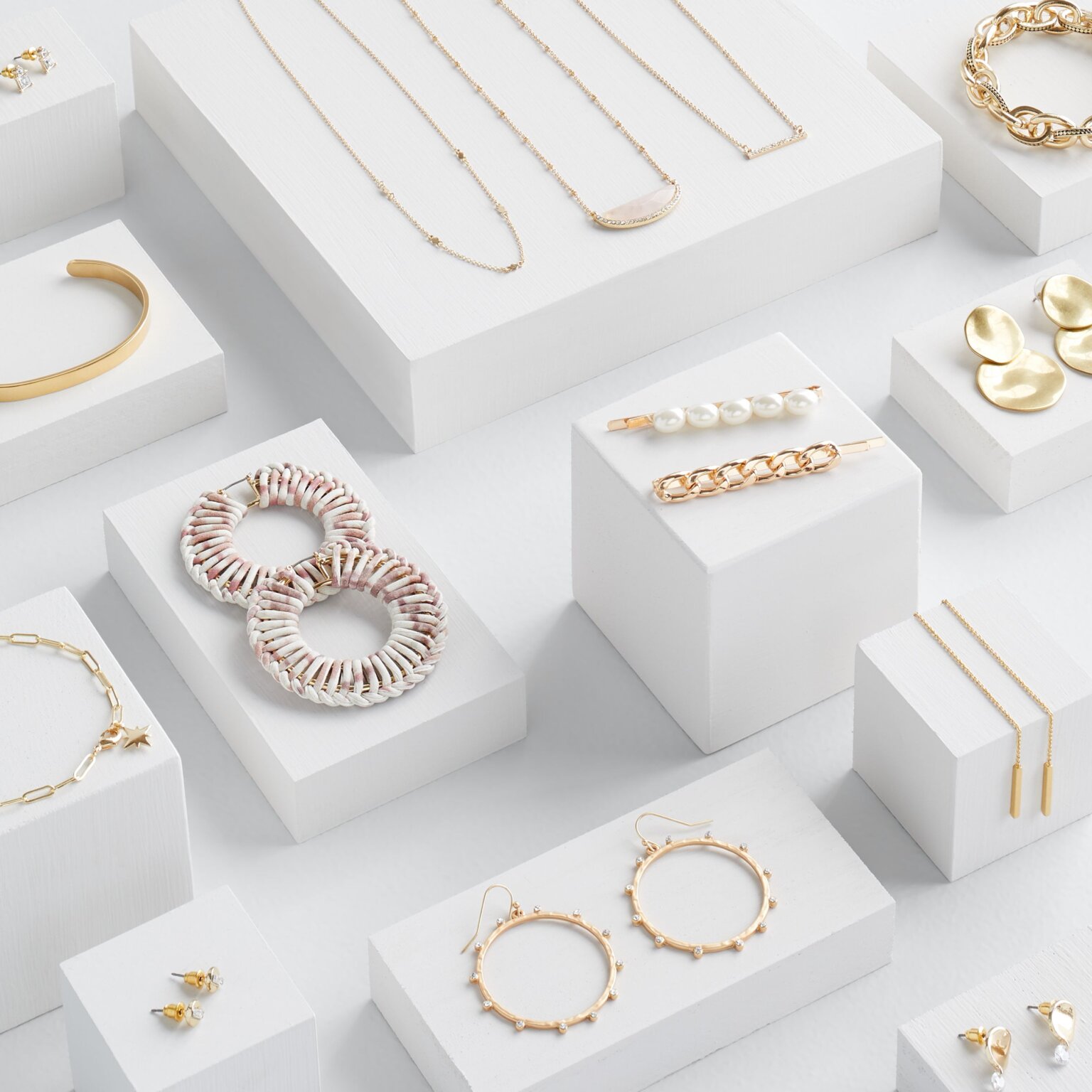 How to Clean Earrings: A Jewelry Guide | Stitch Fix