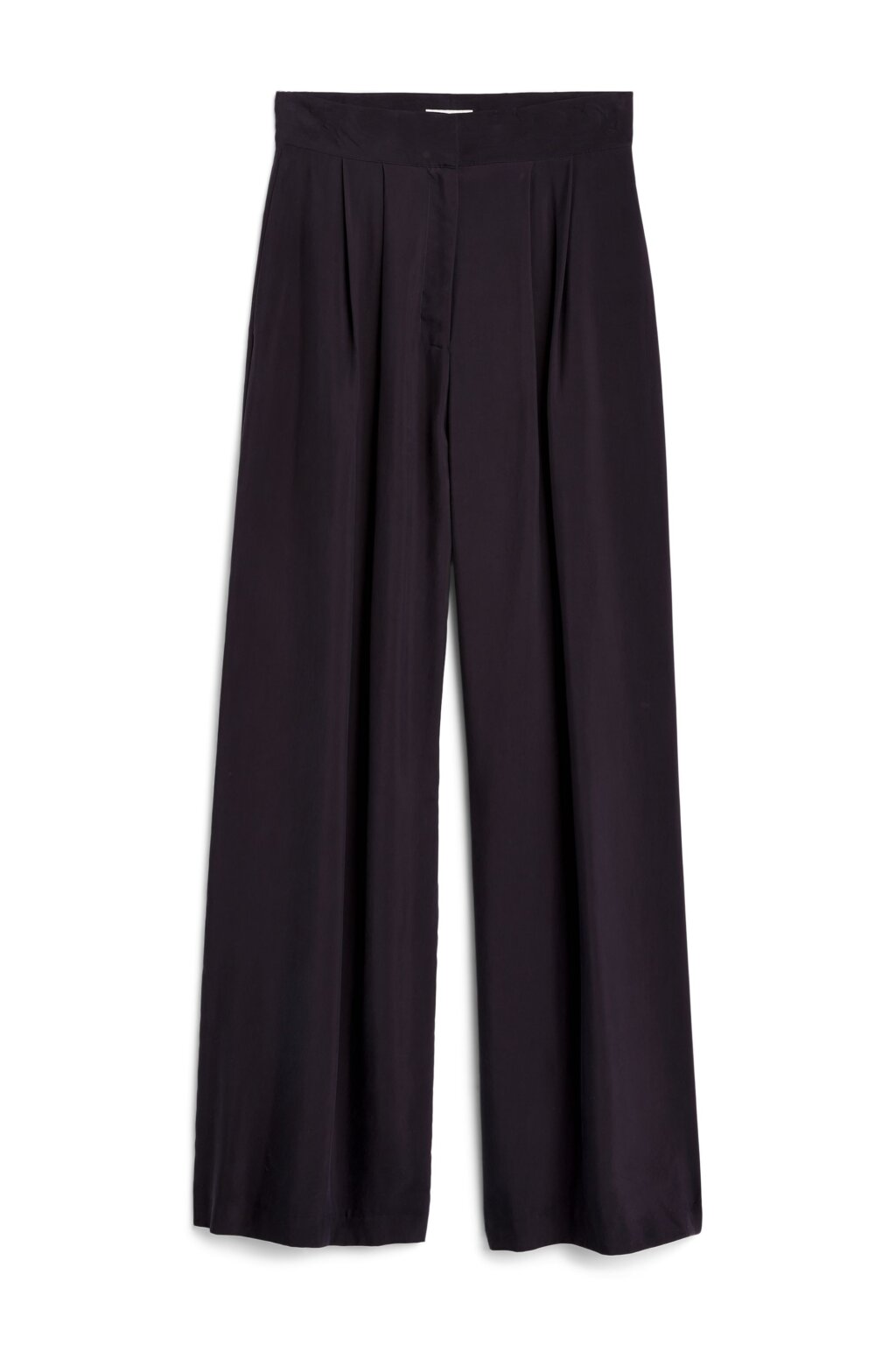 Business Professional Attire | Women's Style Guide